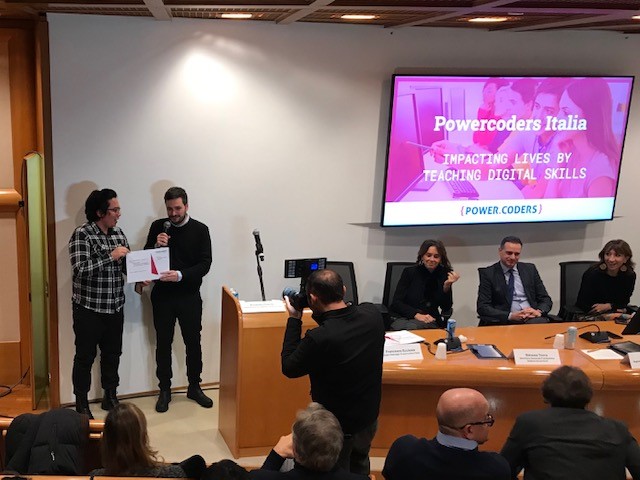 Powercoders Italia: a Roma la Cerimonia di consegna dei diplomi | UNHCR ...